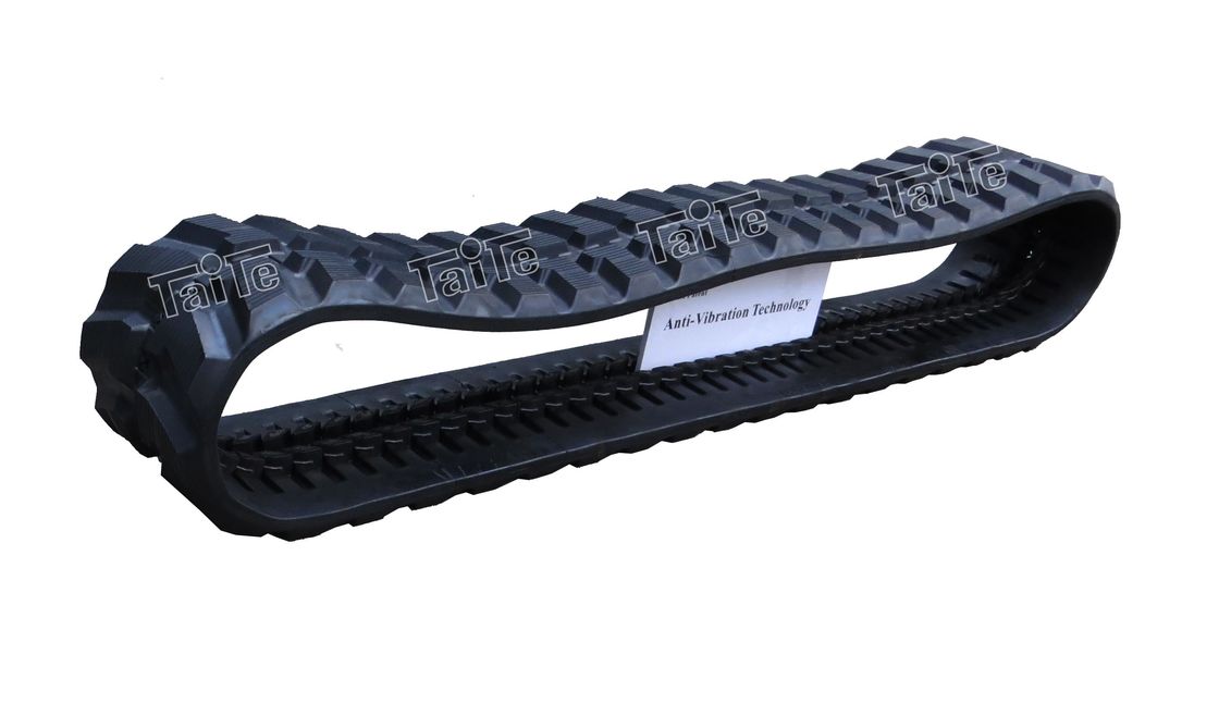 High Running Speed Rubber Excavator Tracks T450 X 81N X 72 For CASE CK62