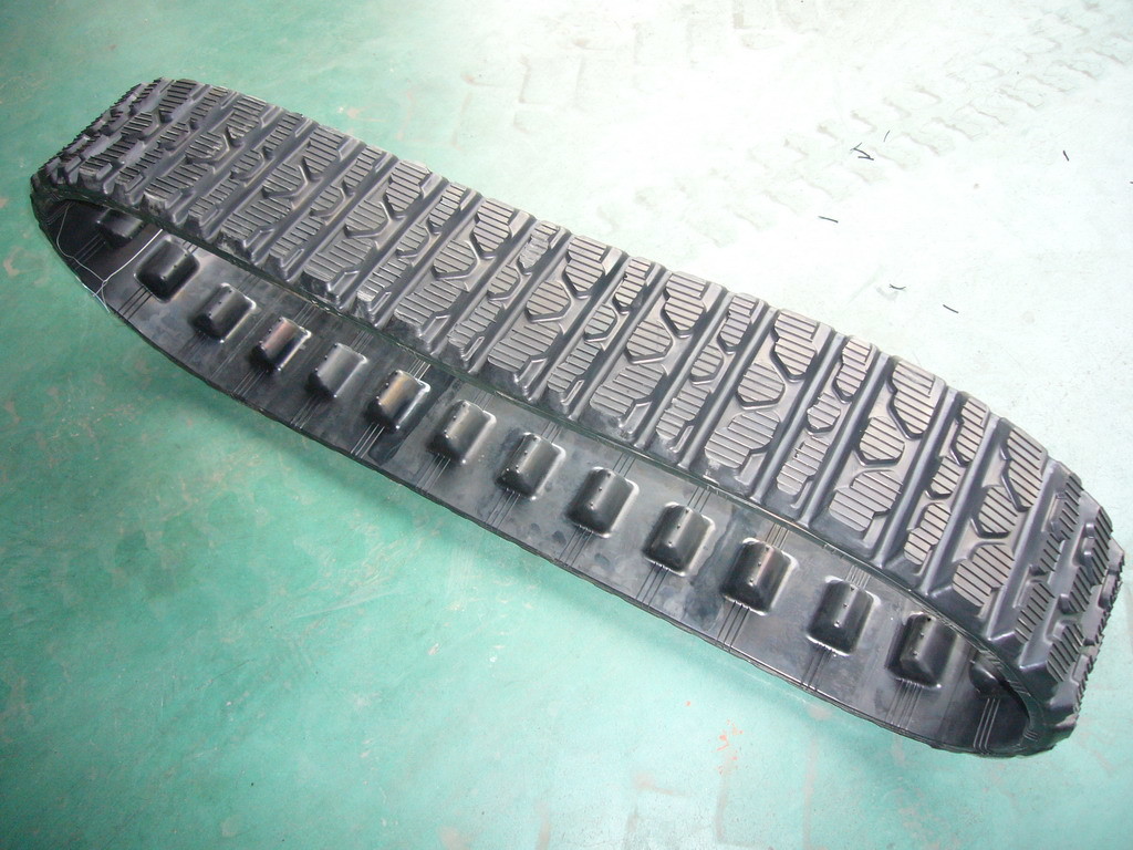 High Grade Aftermarket Rubber Tracks , Toro Dingo Rubber Tracks For Trucks
