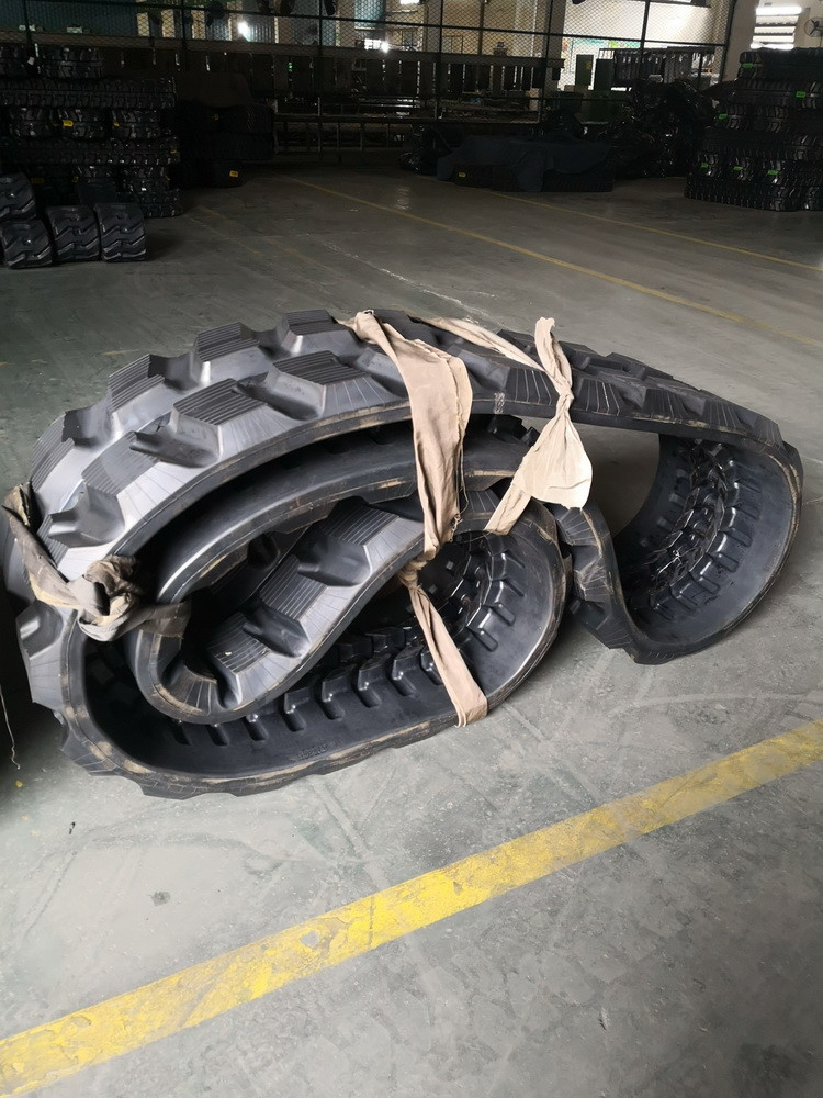 Custom Heavy Equipment Rubber Tracks Match To Hitachi Ex120 Takeuchi Tb1135