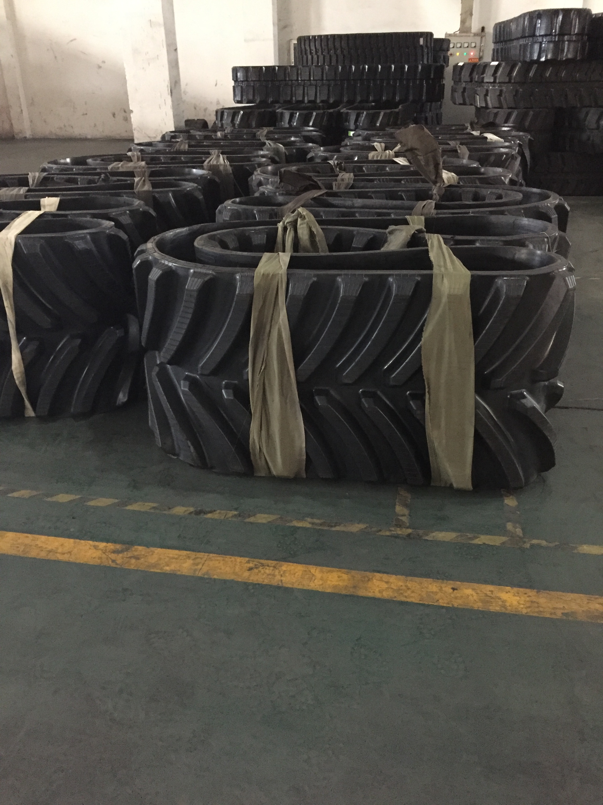 OEM Positive Drive Rubber Tracks TP30"x6"x46 , Continuous Steel ...